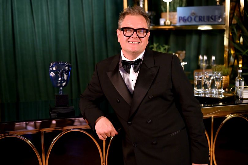 Traitors star Alan Carr is selling £2.5 million home in a bid to fund ...