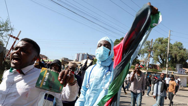 Kenya police fire tear gas at protest against US Ebola center