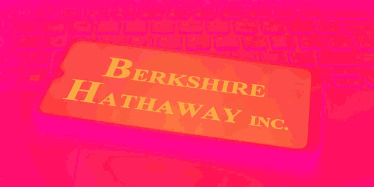 Q2 earnings highs and lows: Berkshire Hathaway (NYSE:BRK.A) vs the rest ...