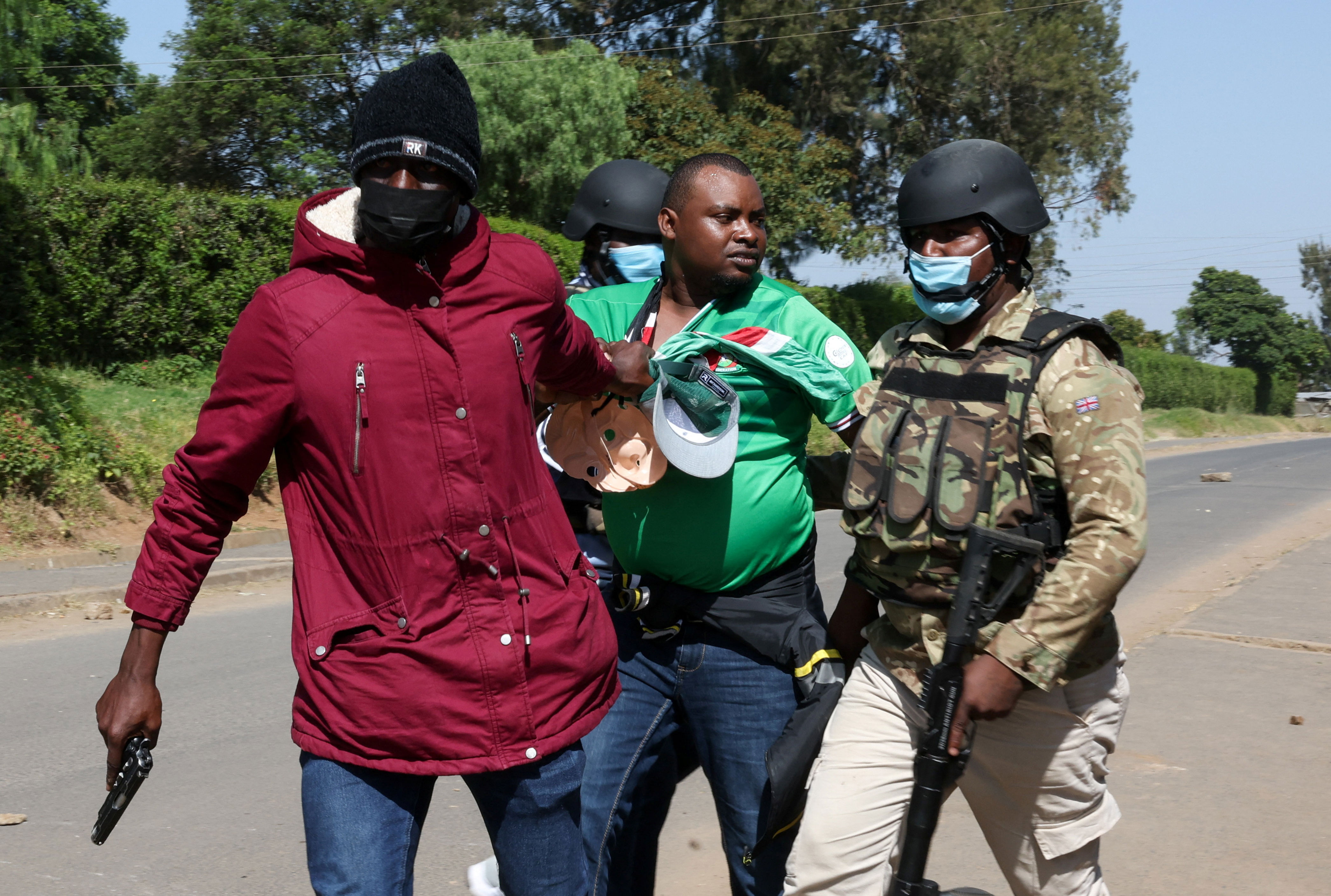 Protests erupt in Kenya over US Ebola quarantine centre in Nanyuki