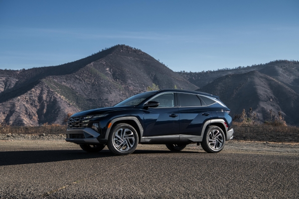 1 in 3 Hyundais and Kias sold in May was electrified — a first