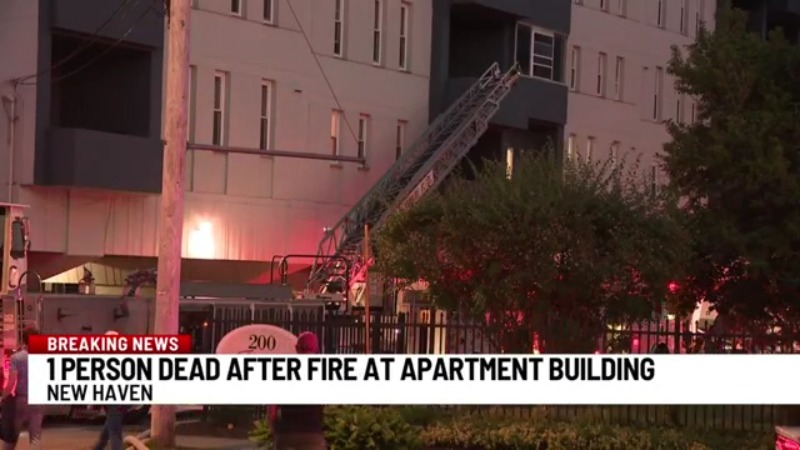 Person dies after jumping from burning apartment building in New Haven