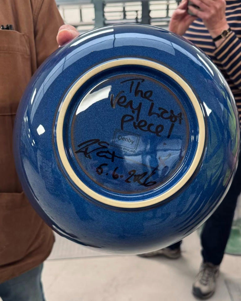 Final piece of 'iconic' Denby Pottery signed