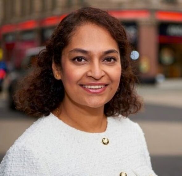 Mum who died in 400ft fall from London apartment pictured for first time