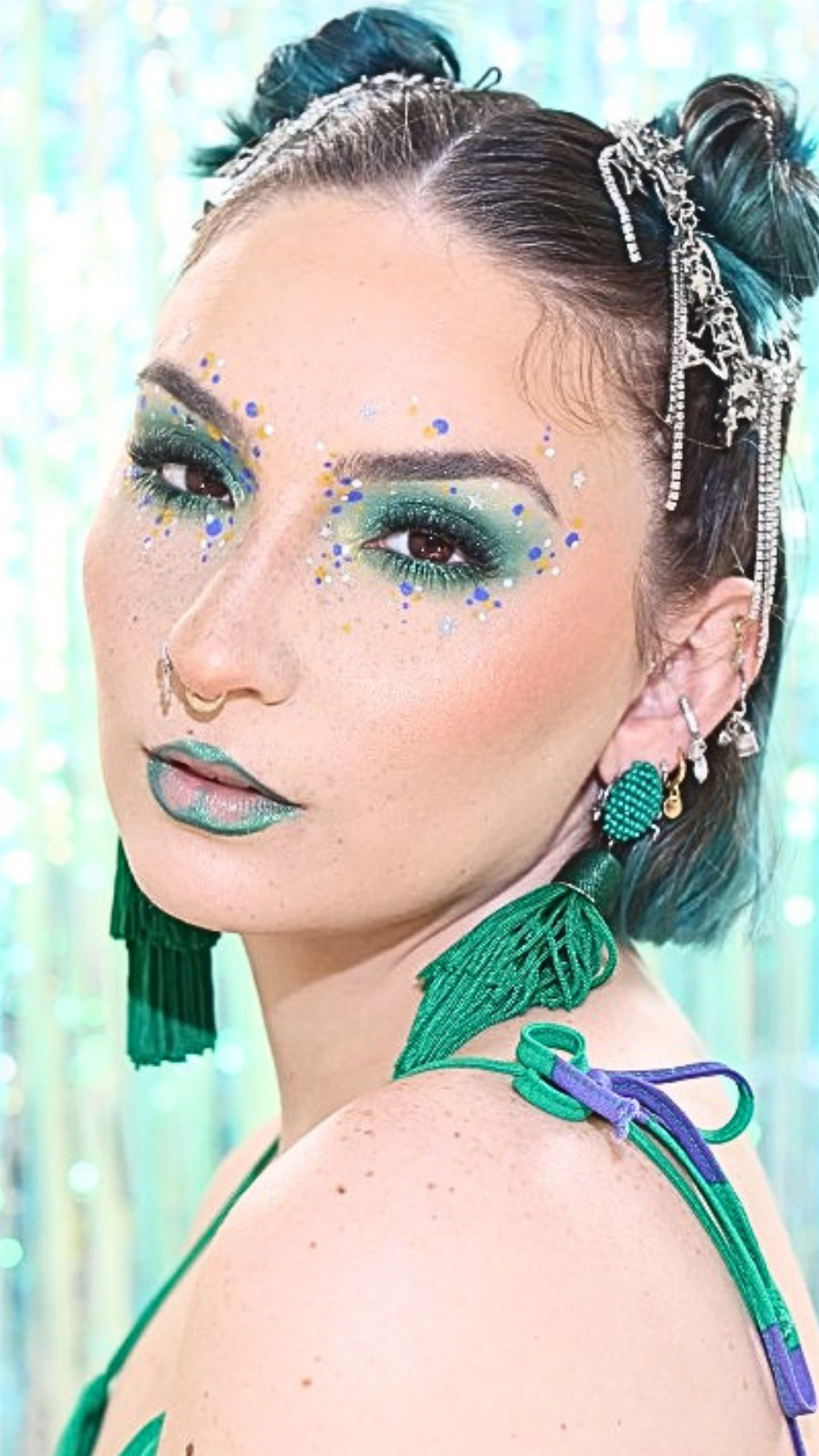 Outro Look de Maquiagem Copa Estilosa