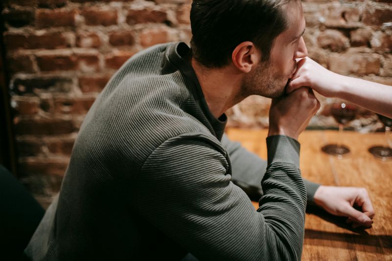11 types of men who will waste your time in relationships