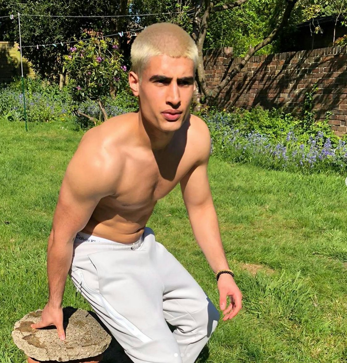 Love Island’s Samraj Toor looks completely different with bleach blond hair