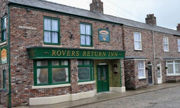 Coronation Street icon died penniless as a taxi driver after mounting debt