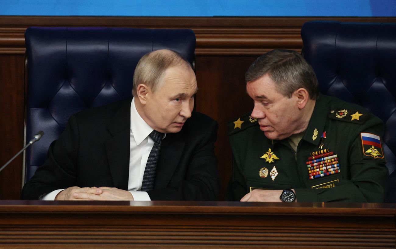 Zelenskyy says cracks emerging inside Putin's inner circle over war