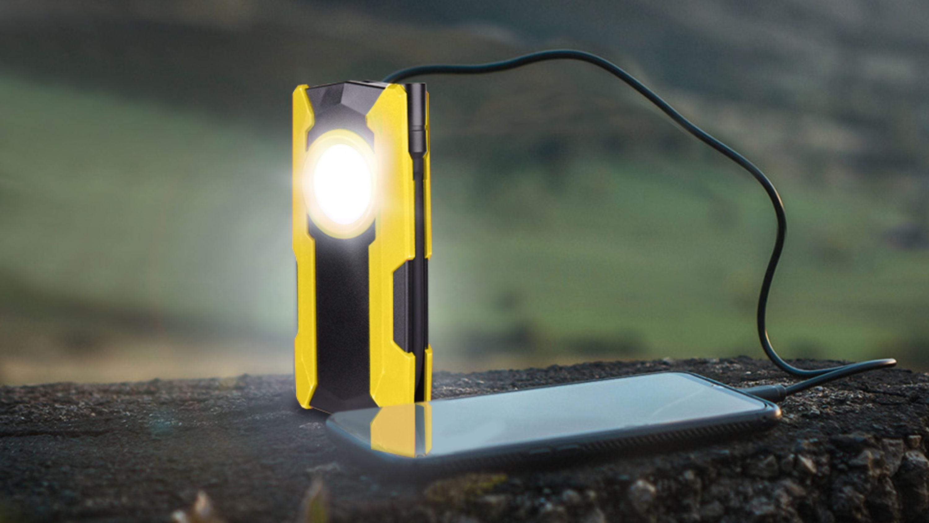 I’m not a dad, but I’m buying this $30 rechargeable work light anyway