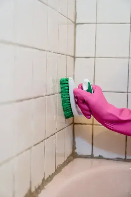 7 things you're cleaning with vinegar that you are actually ruining