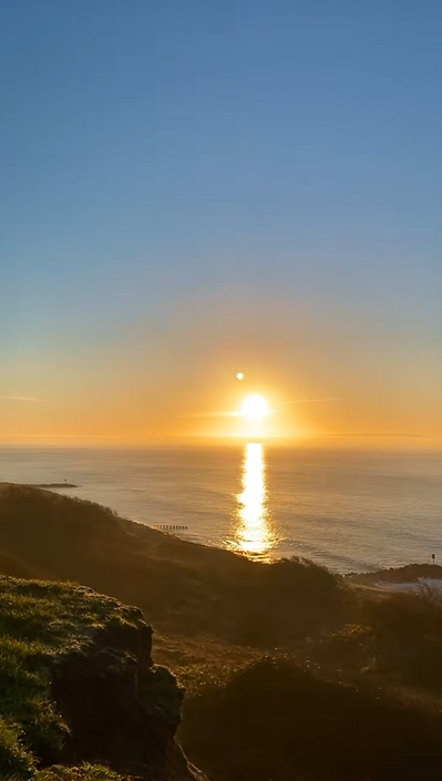 Breathtaking sunrise at Barton on Sea, England’s hidden gem
