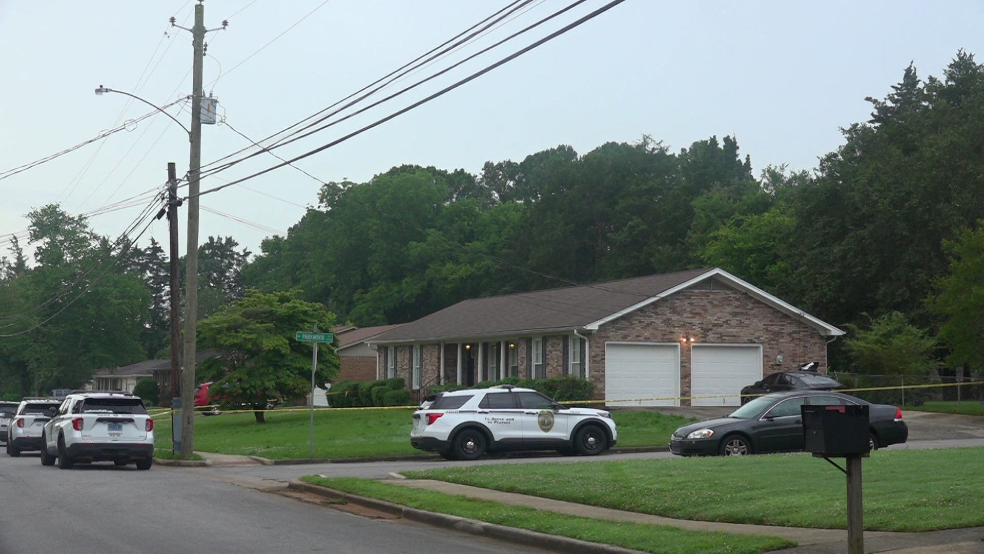 Huntsville police investigate deadly shooting on Lumary Drive