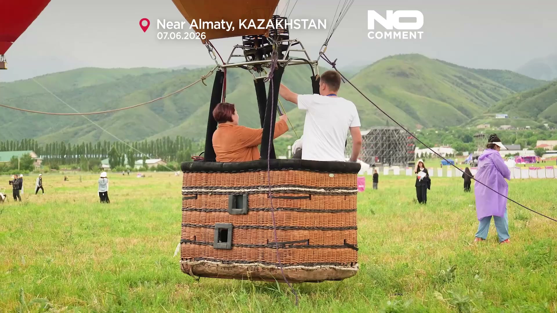 Kazakhstan, il festival delle mongolfiere torna vicino ad Almaty con 30 ...