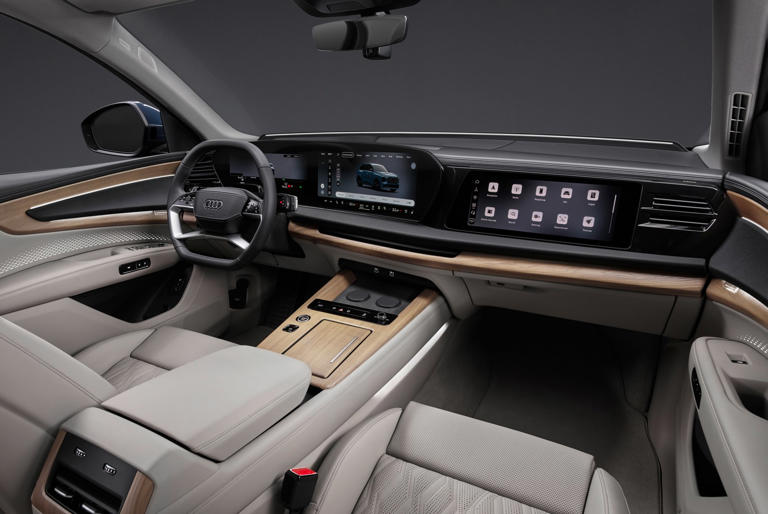 Monolithic new Audi Q7 banishes gloss black trim, keeps diesel