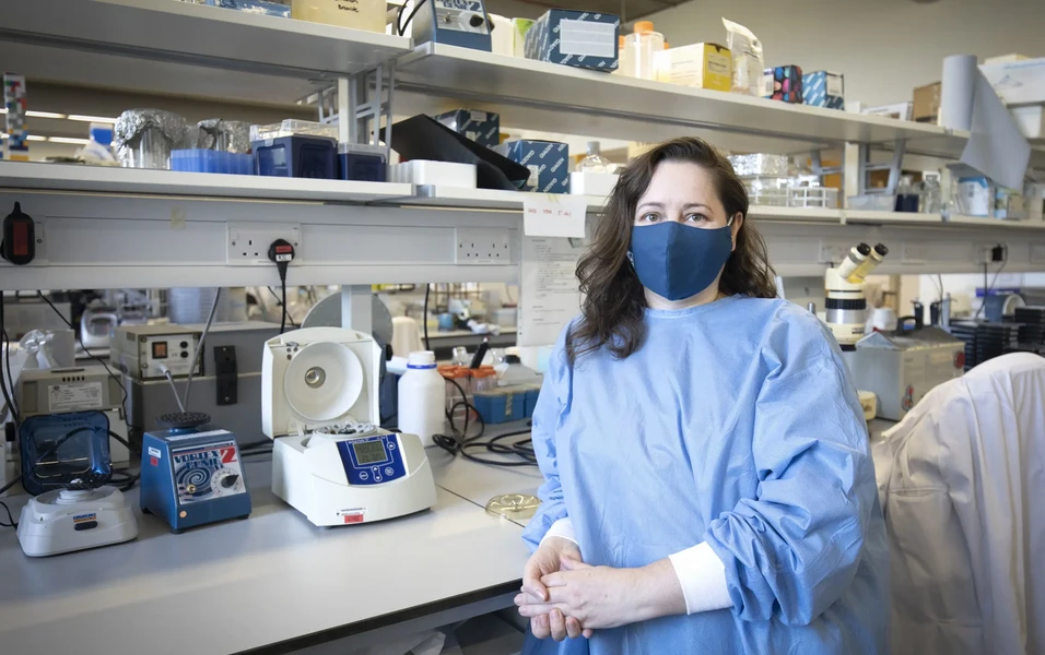 Tiny protein tail change gives OAS2 dual antiviral roles