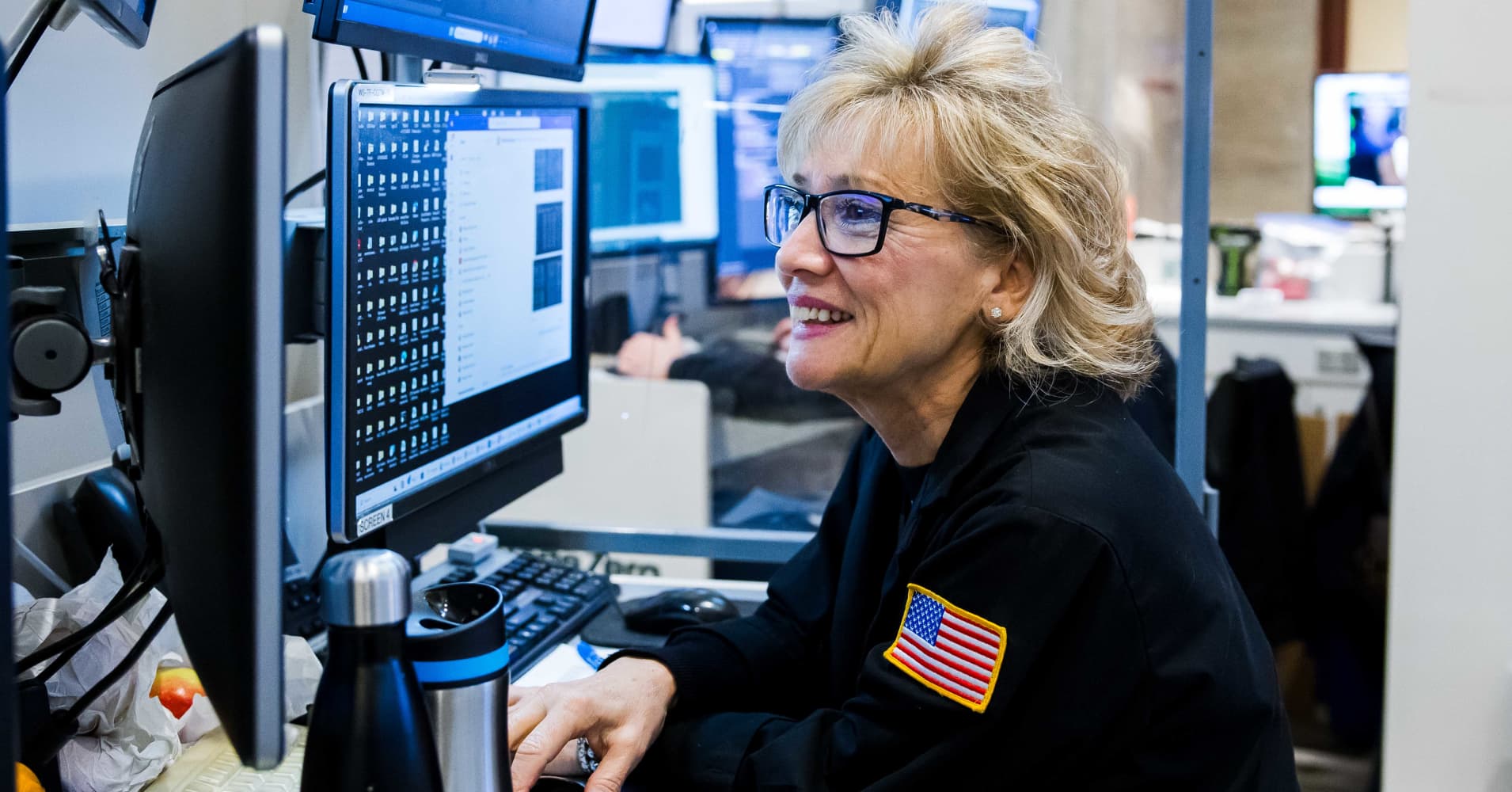 Treasury yields edge lower as traders await more economic data