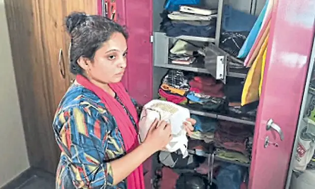 Painters flee after stealing gold jewellery worth Rs 25 lakh from house ...