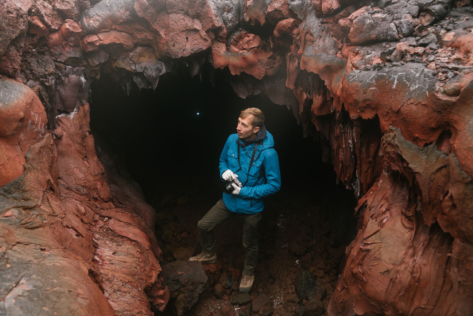12-year-old fooling around on geology trip accidentally makes discovery ...