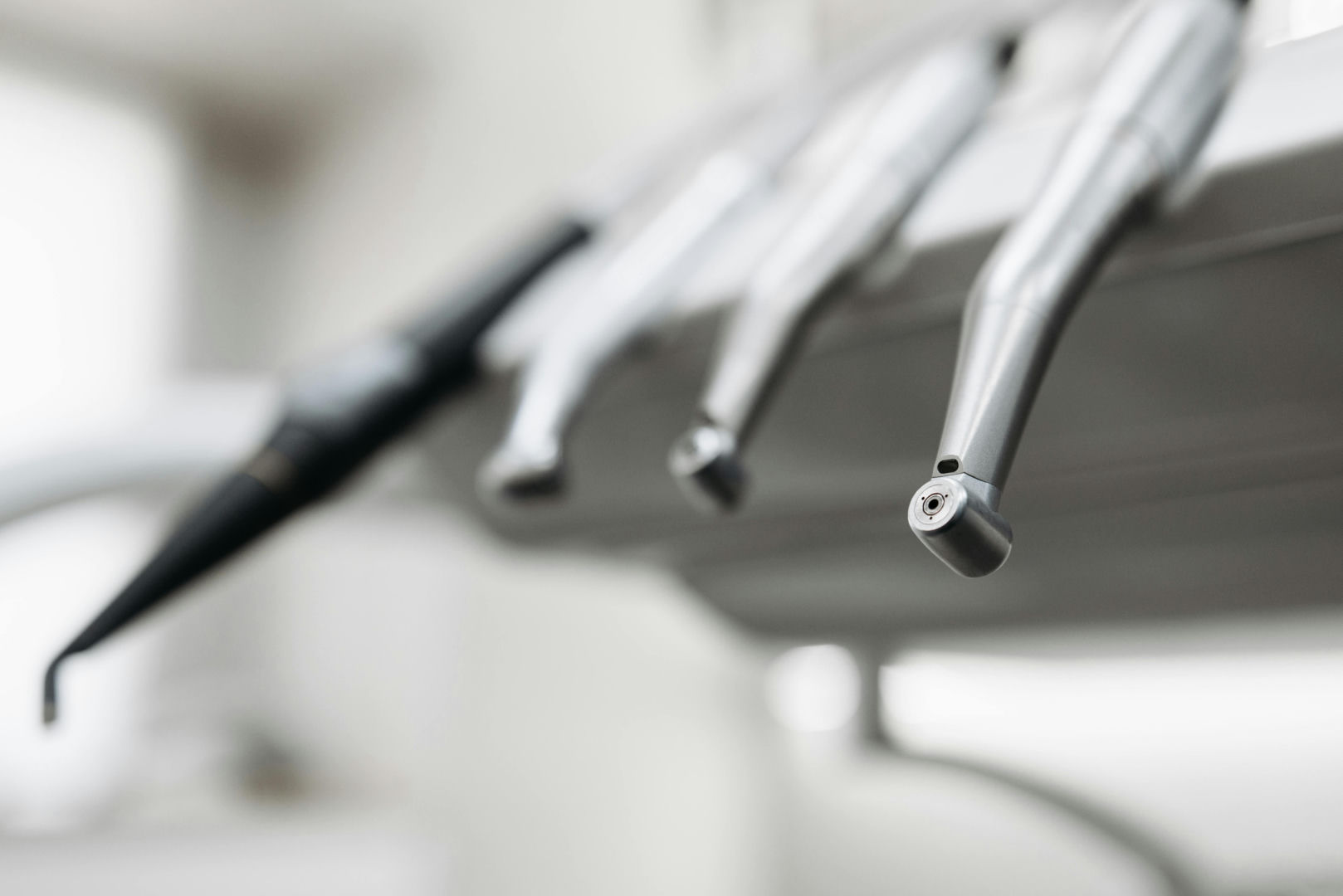 Dentyści z Poznania lecą na Jamajkę. Będą leczyć zęby w trudnych warunkach
