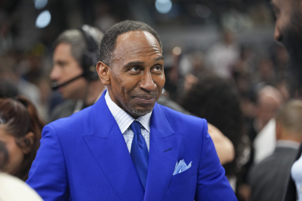 President Donald Trump fires back at Stephen A Smith following Knicks loss