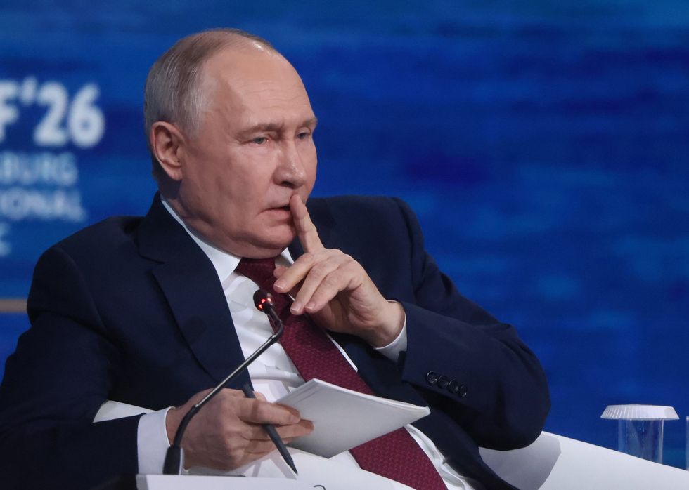 Vladimir Putin orders his two daughters to live with him amid ...