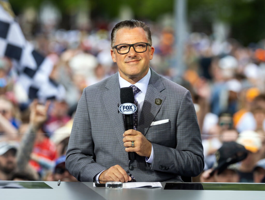 Tony Stewart’s passionate Eldora move has fans asking: “What is it that ...