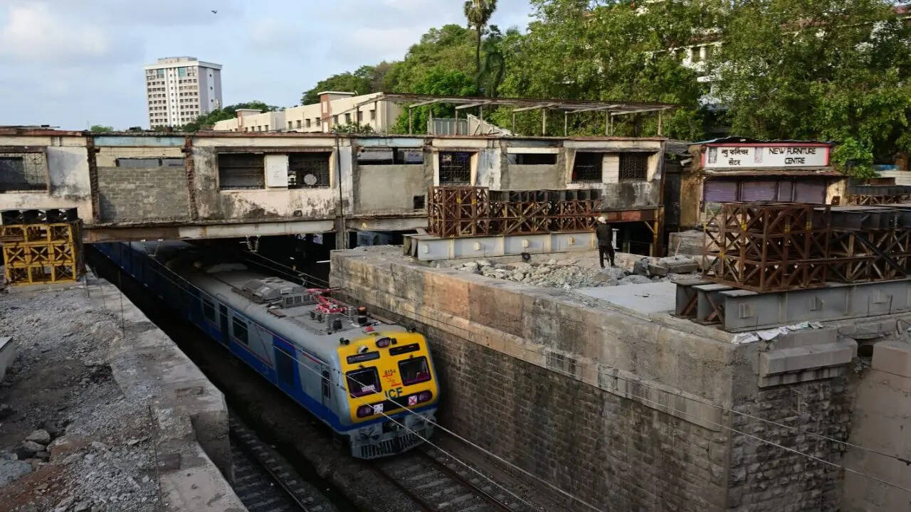 Mumbai’s long wait nears end: Sion bridge targets August reopening