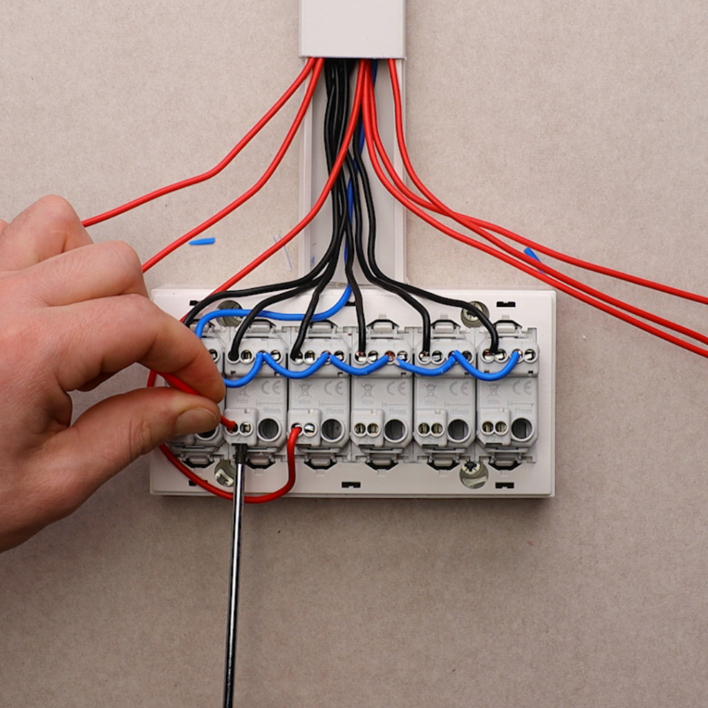 This is electrical wiring simplified! 💯💡
