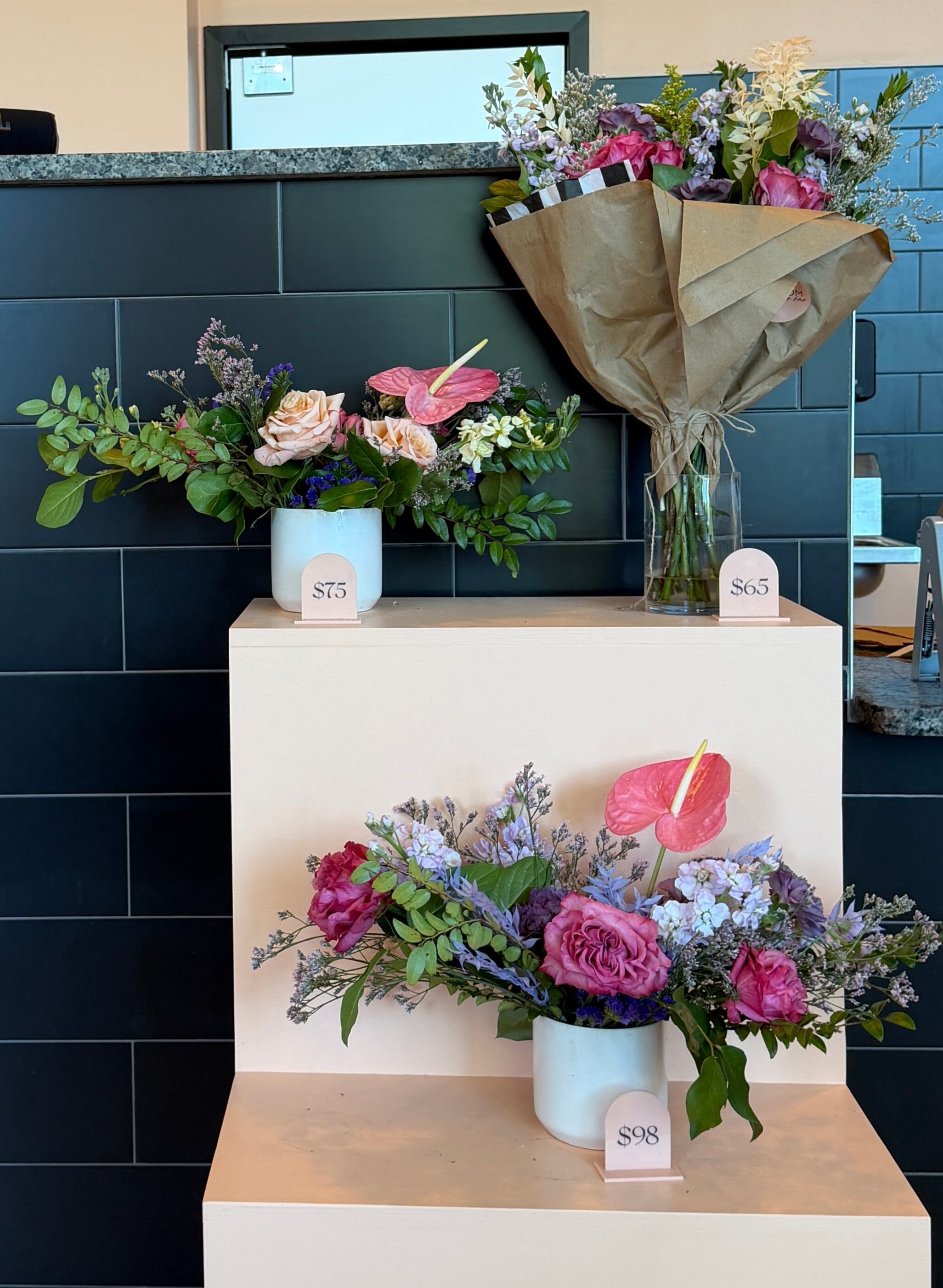 Blossom Flower Bar leaves Chagrin Falls for bigger Pinecrest space (photos)
