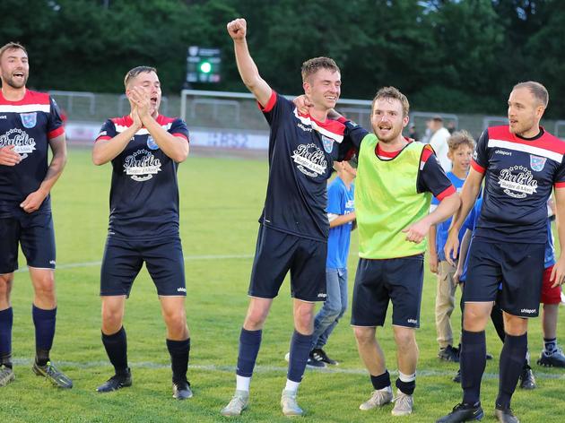 Hainstadt steigt nach 2:0 gegen Neu-Isenburg in die Kreisoberliga auf