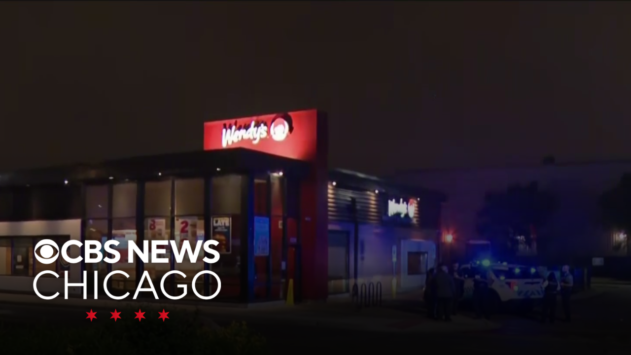Armed robbers break into Wendy's drive-thru in Lincoln Park