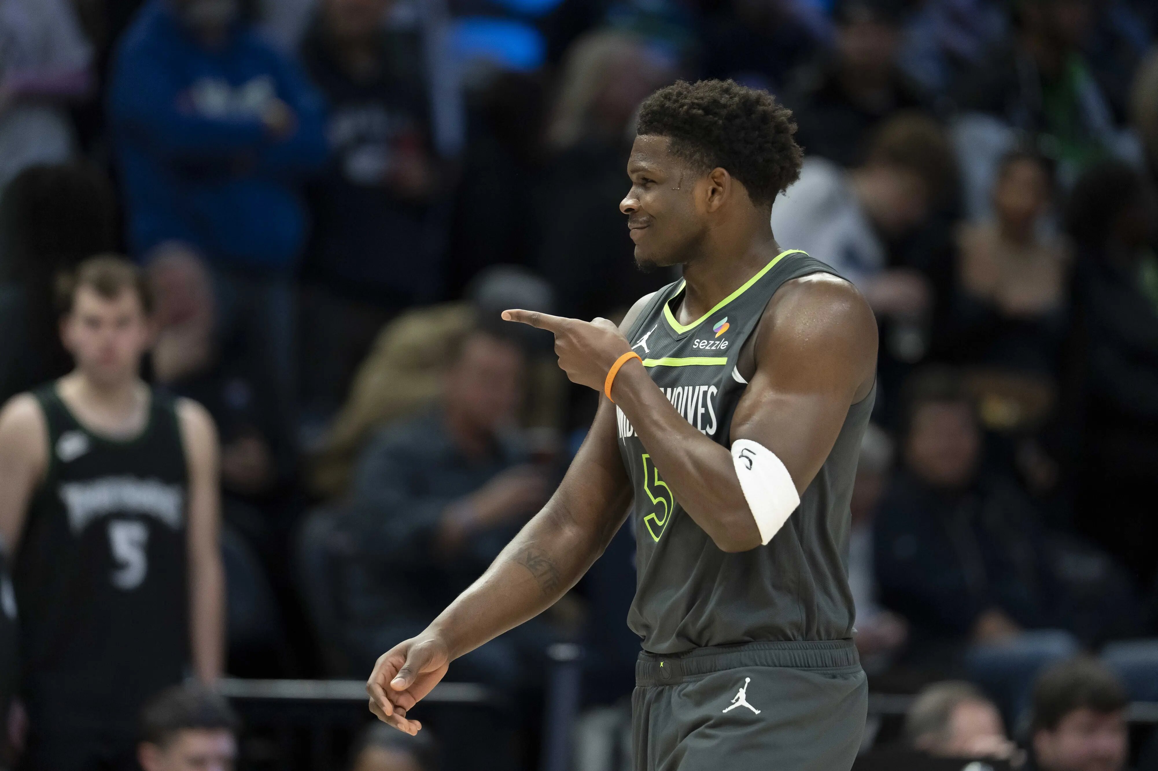 Timberwolves unveil new look to bring back the beloved Kevin Garnett ...