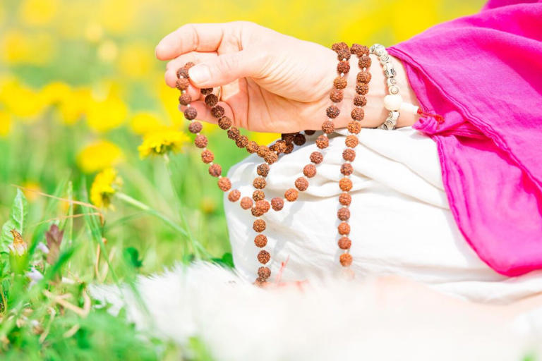 Do not wear a rudraksha mala until you know these important rules