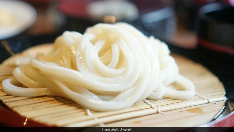 Japanese researchers transform leftover noodles into biodegradable paper