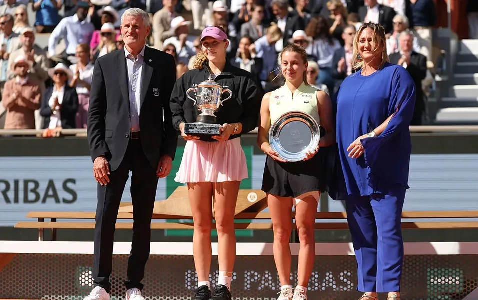 Andreeva becomes youngest French Open champion since 1992