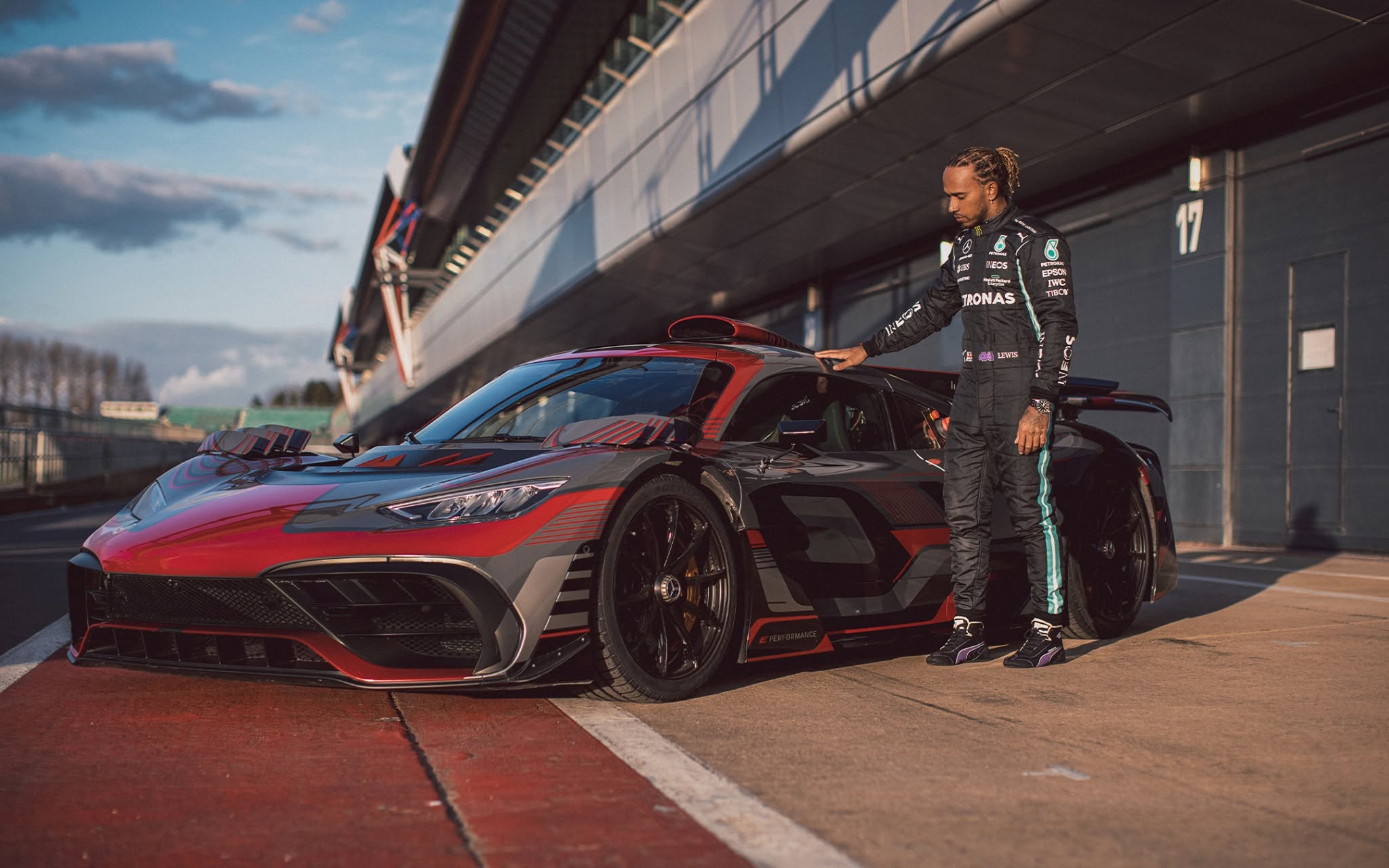 Inside Lewis Hamilton's $13M car collection that he sold: What cars did ...