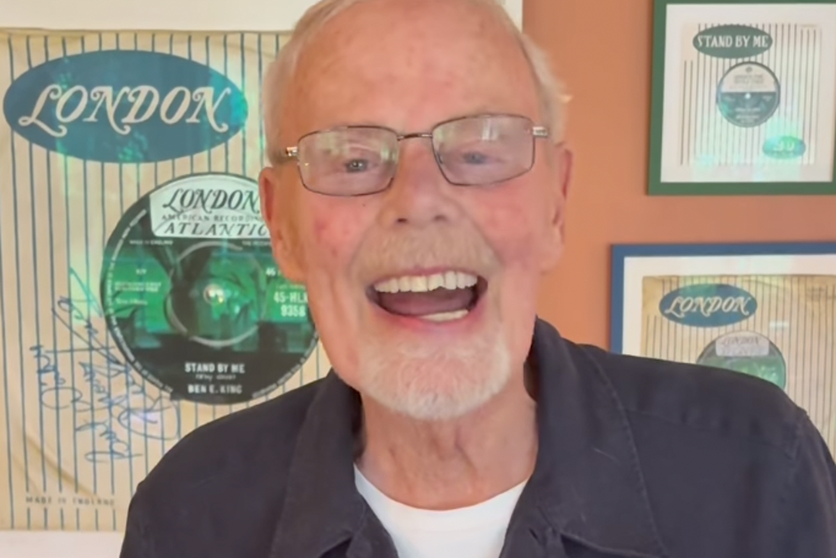 Bob Harris 'overwhelmed by love' after leaving BBC Radio 2