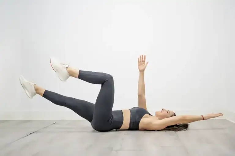 Vivian Gómez, entrenadora: “El dead bug es un ejercicio básico para core"