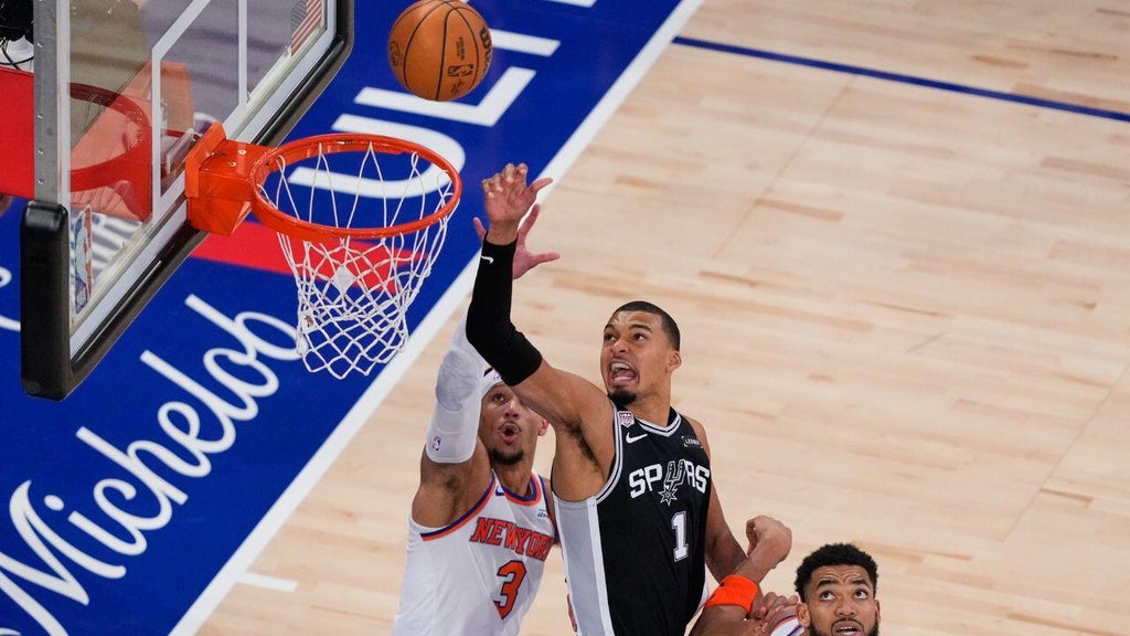 Wembanyama, Spurs take their game to another level, hold off Knicks in ...