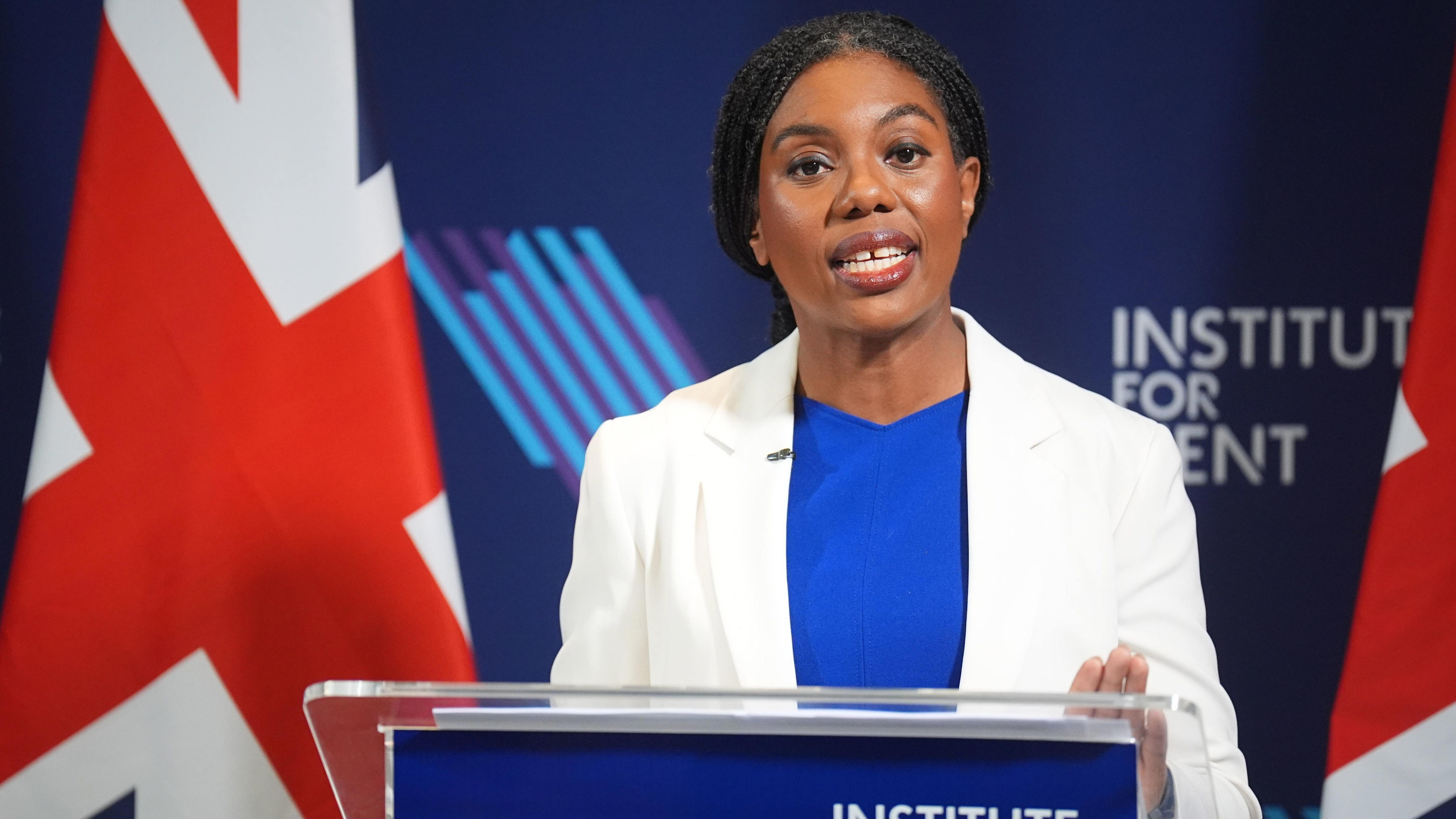 Kemi Badenoch agrees with Idris Elba that Bond should not be 'woke'