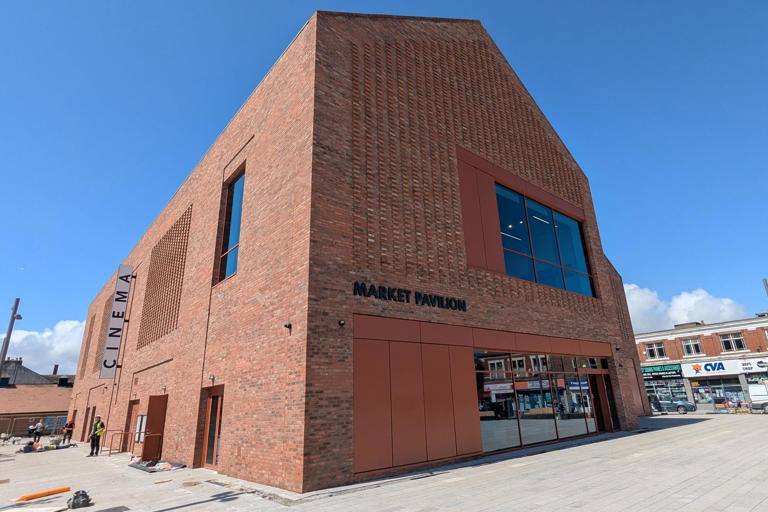 Stage magician of the year competition in Blyth includes competitor ...
