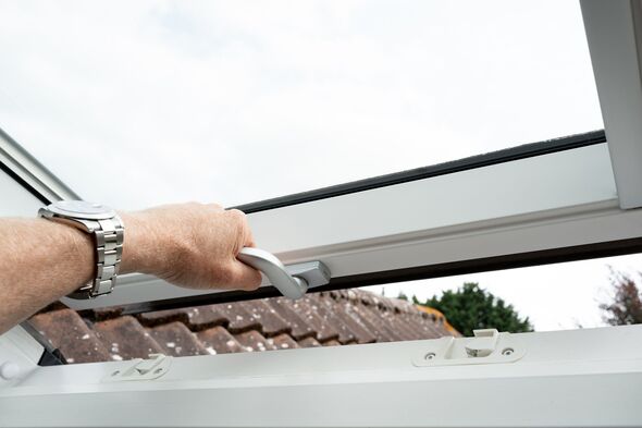 UK households urged to shut windows on Sunday