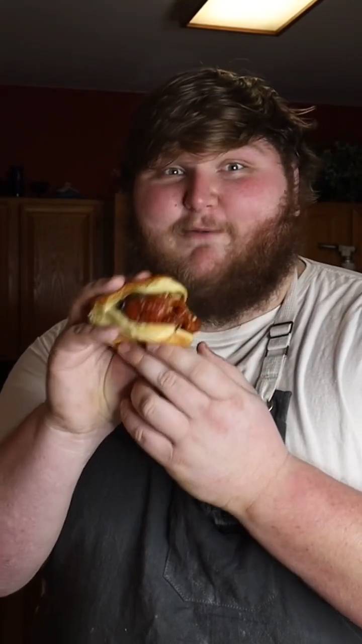Korean fried chicken as sandwich filling