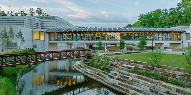 Inside the incredible expansion at Crystal Bridges