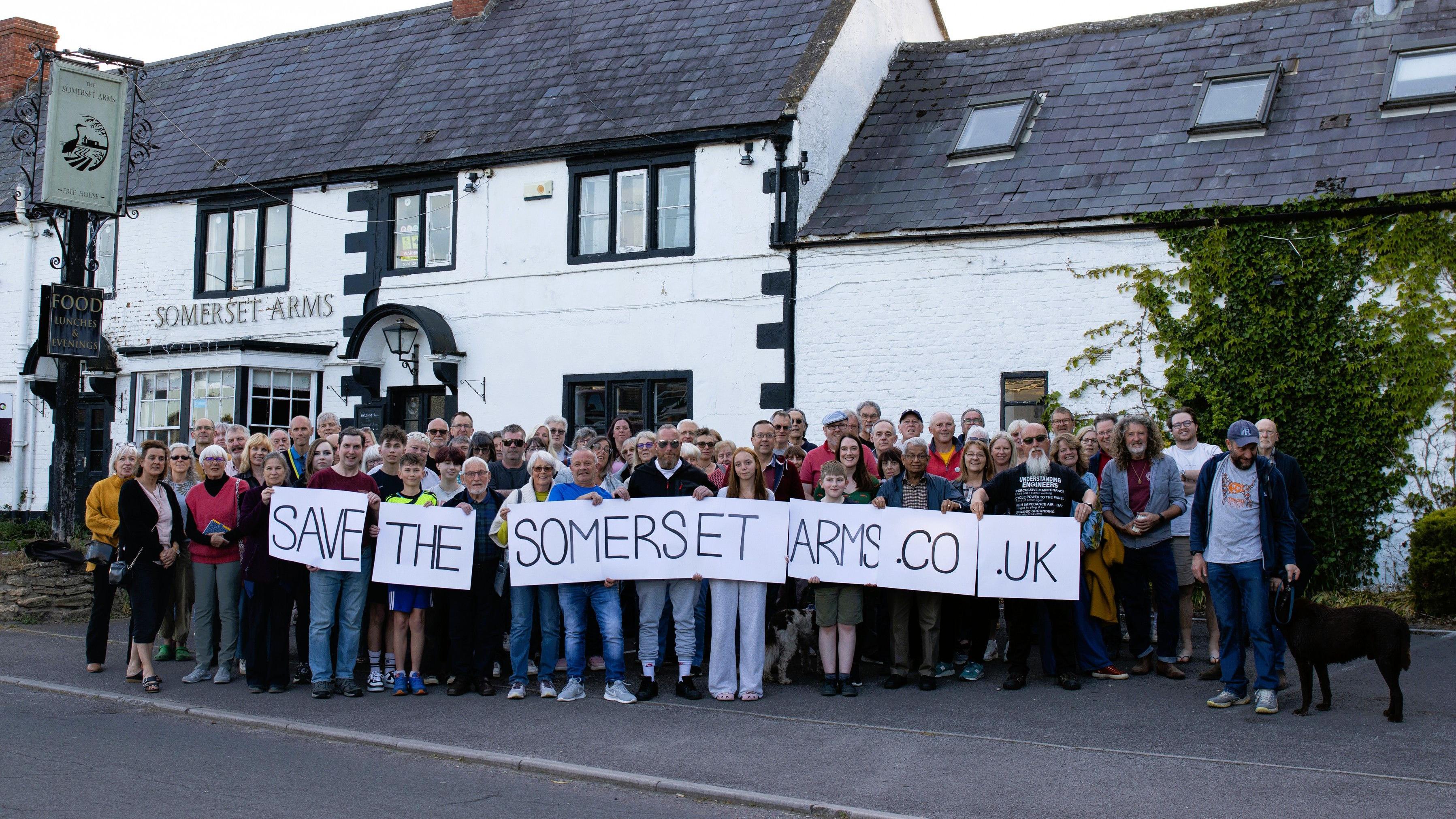 Pub group invite Prince William to pull first pint