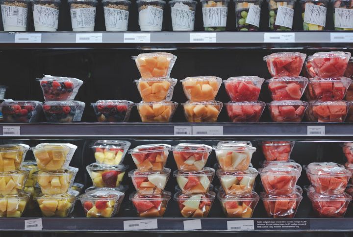 20 wasteful items we should stop buying to save the planet