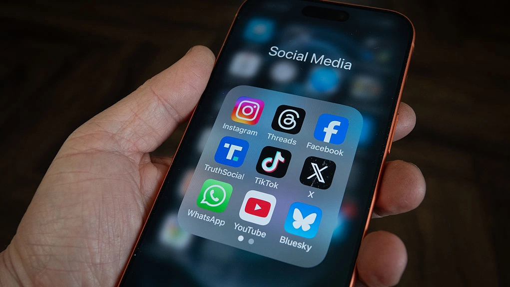UK rejects US warning over under-16 social media ban