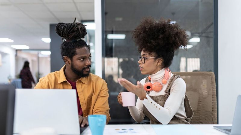 17 smart phrases thoughtful people use to say ‘you’re wrong’ without ...