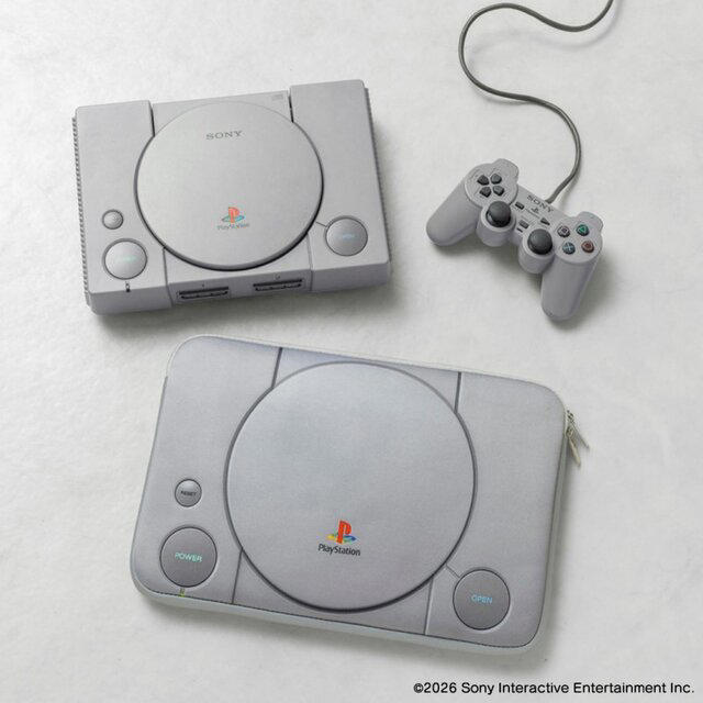 初代PlayStationの「マルチクッションケースBOOK」が7月6日発売! ノートPCやタブレットなどをまとめて収納可能